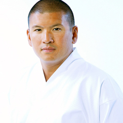 Chef David Lee goes wild in his own kitchen - Streets Of Toronto