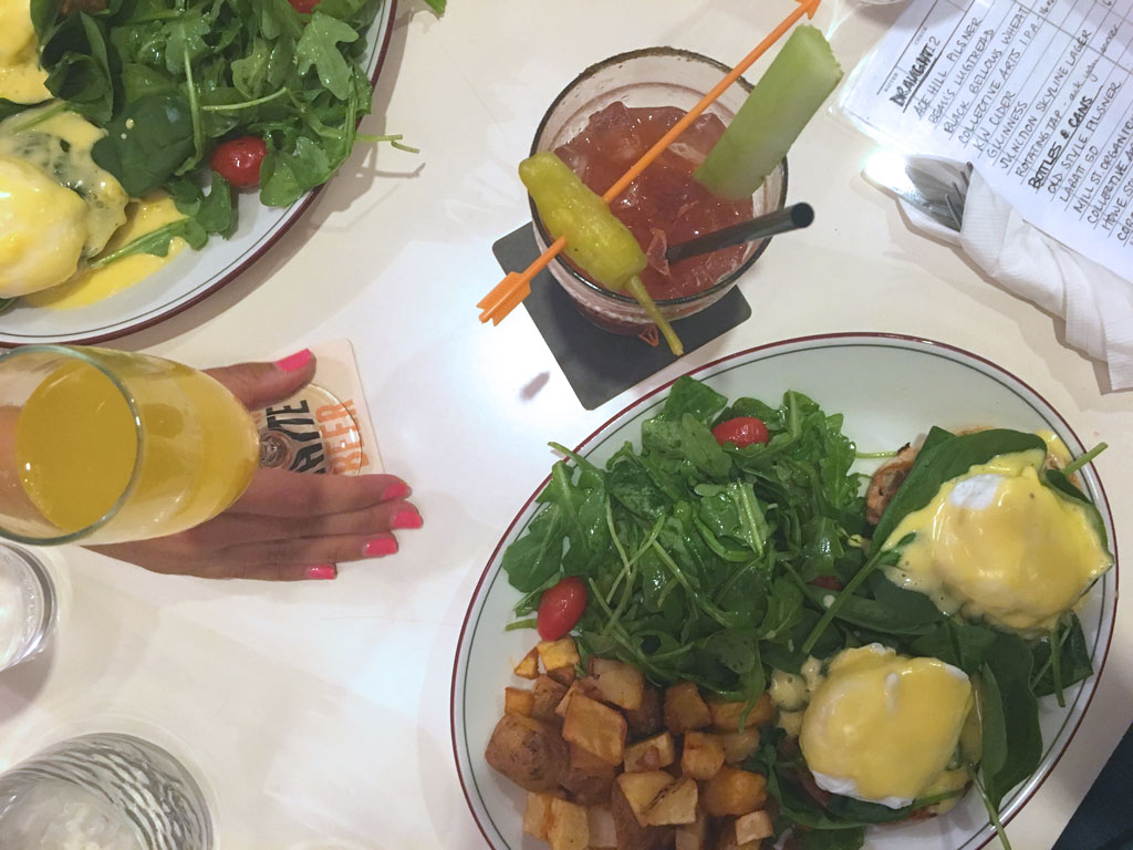 Skyline Restaurant - Streets Of Toronto Restaurant Guide