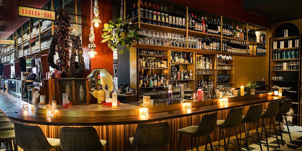 Labora - Toronto Restaurant Guide - Streets Of Toronto