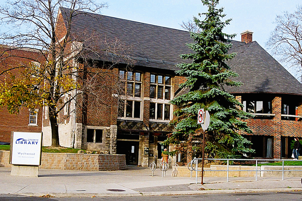 The Toronto Public Library Is Starting Its Curbside Service On Monday the-toronto-public-library-is-starting-its-curbside-service-on-monday