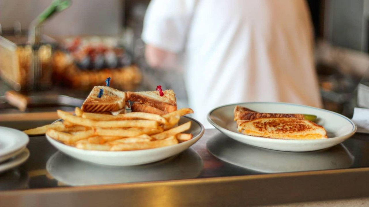 Good Bite Restaurant - Toronto Restaurant Guide - Streets Of Toronto