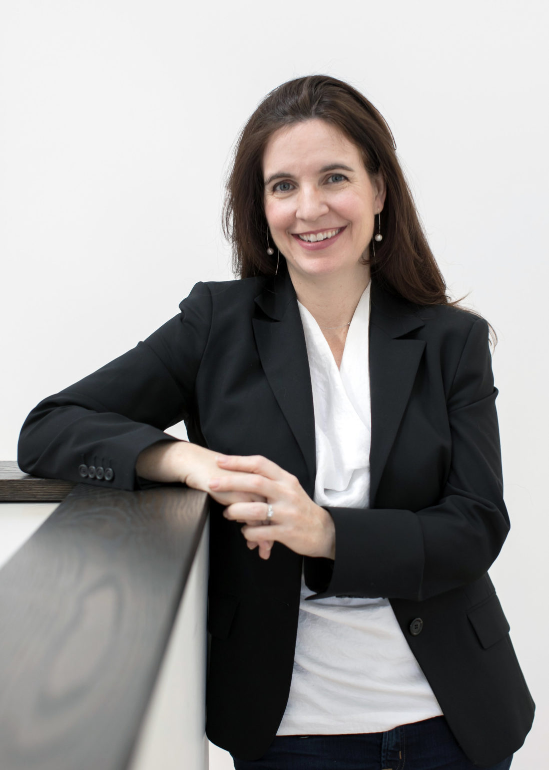 Sara Gray - Toronto's Top Doctors - Streets Of Toronto