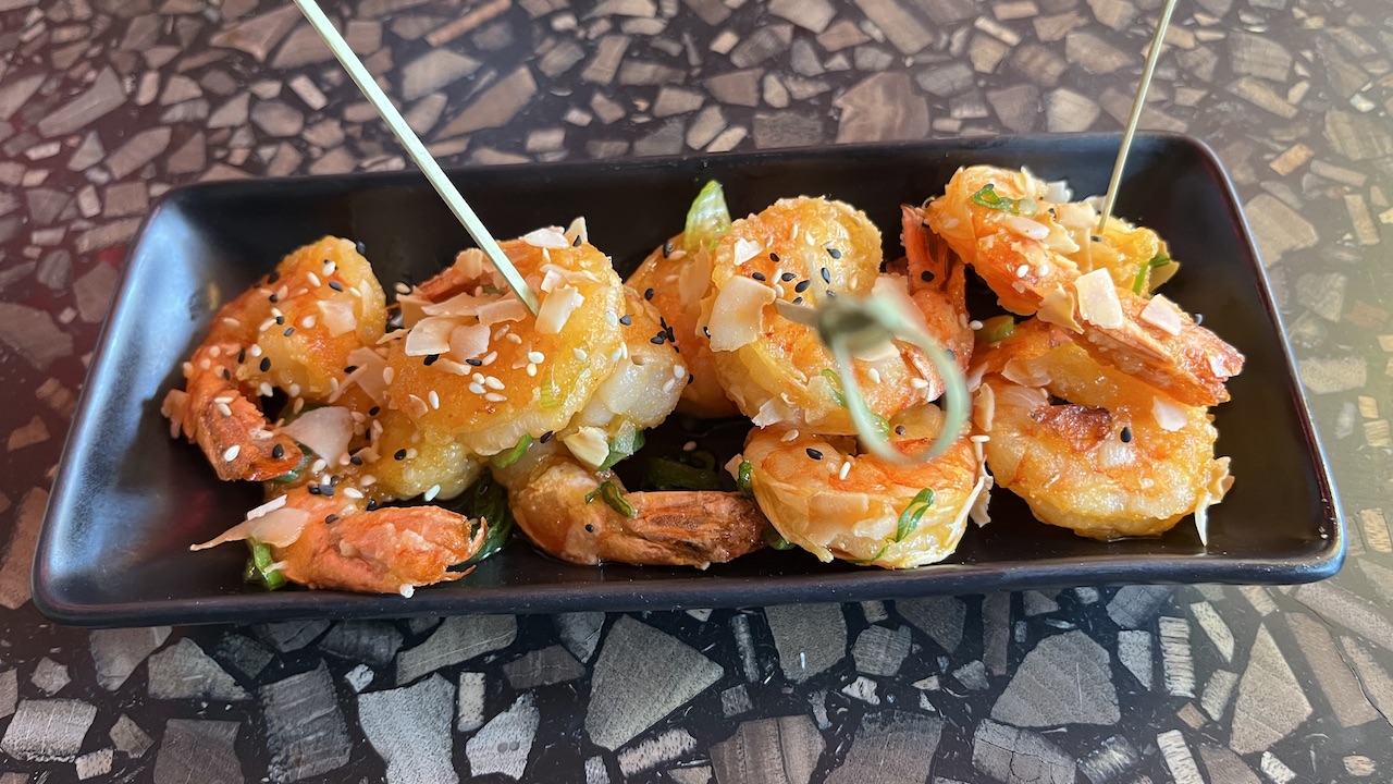 The Drake Hotel's Modern Wing Lobby Bar - Streets Of Toronto