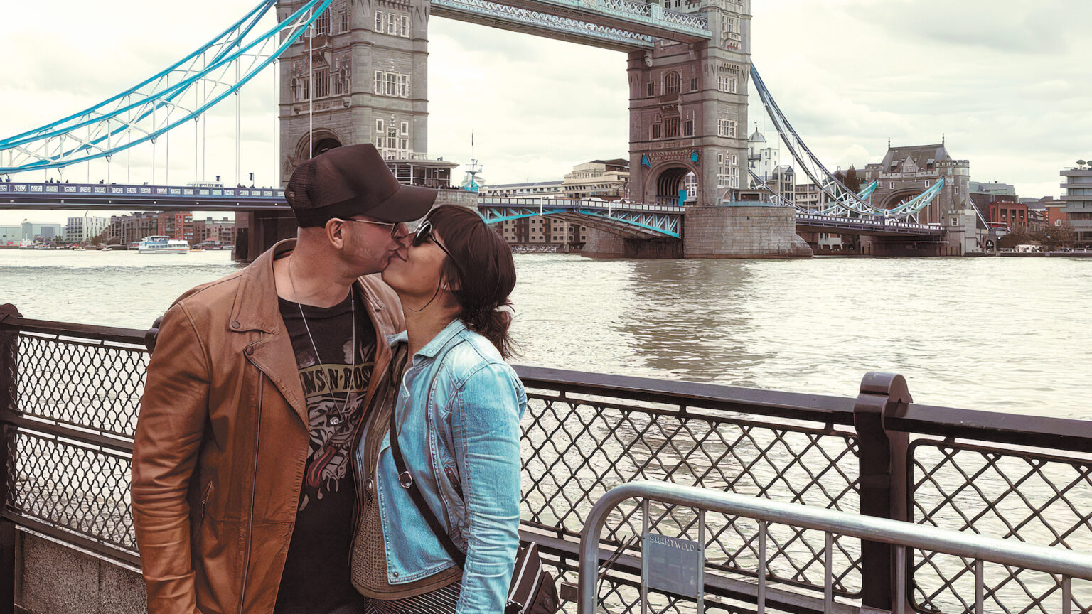 How They Met: Canadian country crooner Tim Hicks on finding love