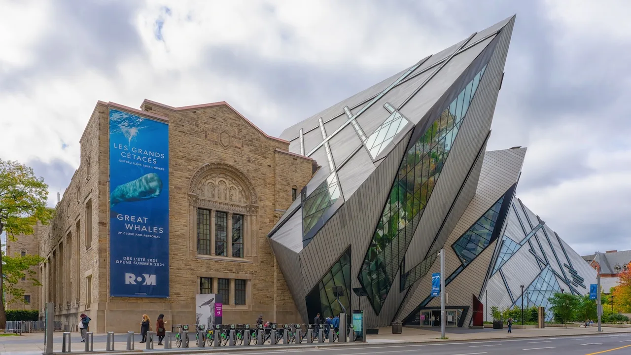 Here are all the ways to get free admission to Toronto's top attractions