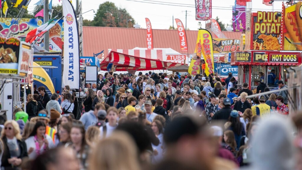 This is the largest fall fair in Ontario (and it’s not the CNE ...