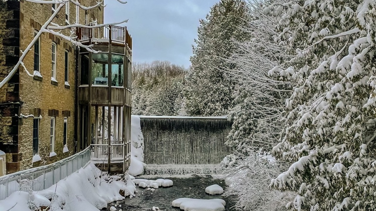 This Ontario countryside village feels like a real-life snow globe in ...
